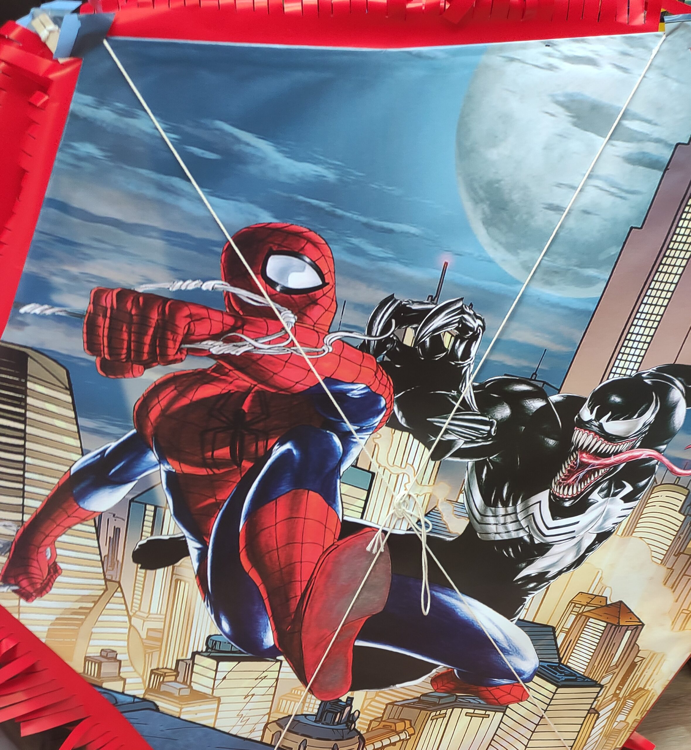 ΧΑΡΤΑΕΤΟΣ ΧΑΡΤΙΝΟΣ 1μ Spider Man Παιχνίδια Παιδικά είδη
